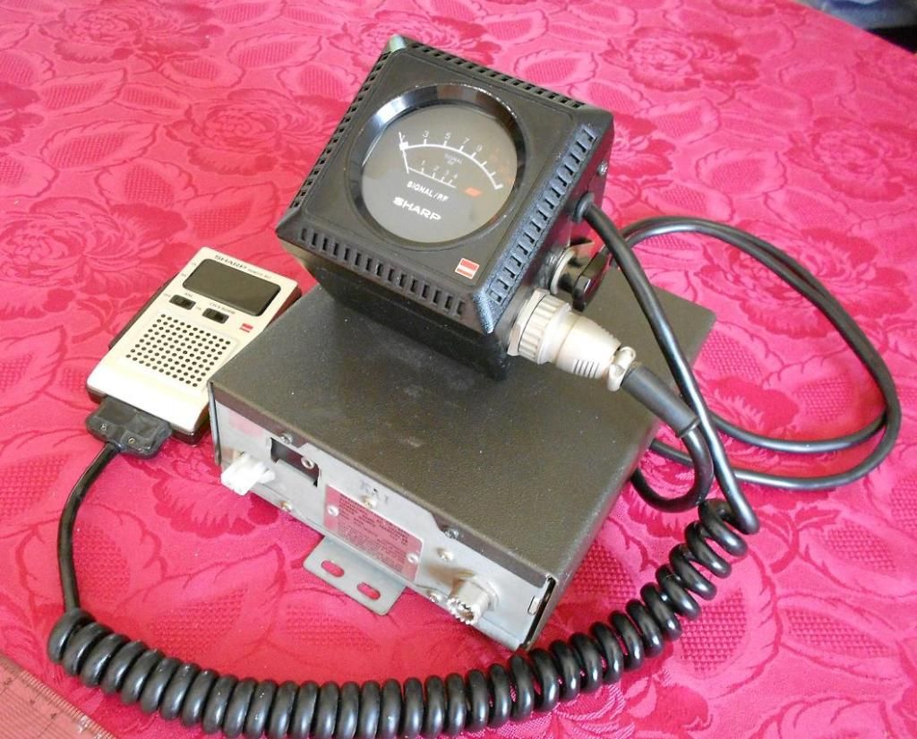 Sharp CB-4670 "One Hander" - Transmission1