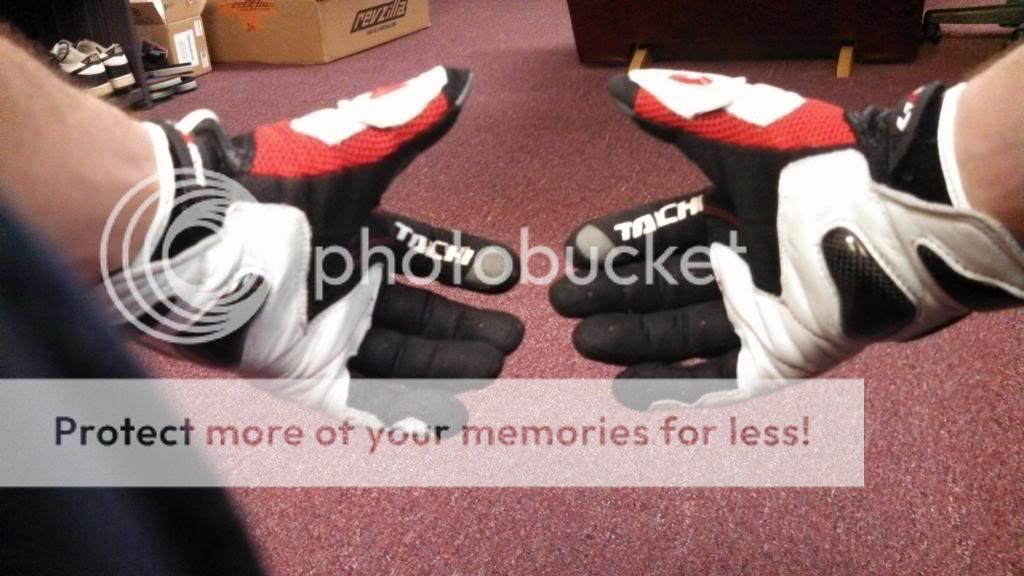 Detailed Review: RS Taichi Raptor Mesh Gloves | Yamaha R6 Forum: YZF-R6 ...