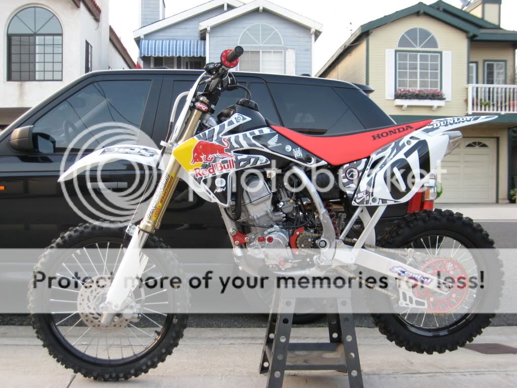 CRF150R Left Side Image | CRF150R Left Side Picture Code