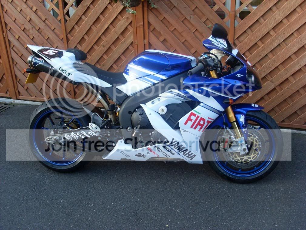 Colin Edwards Rep from the UK | Yamaha R1 Forum: YZF-R1 Forums